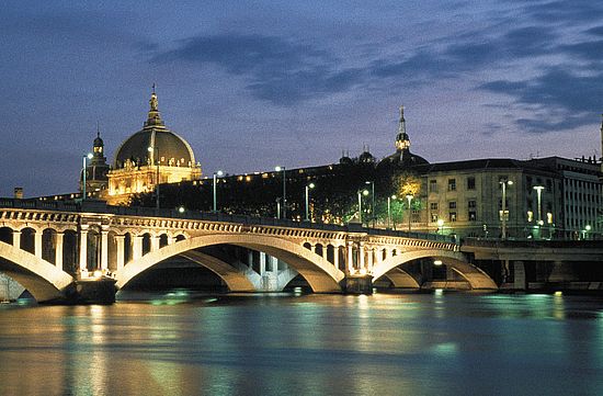 Lyon, capital of Gaul - Transglobe